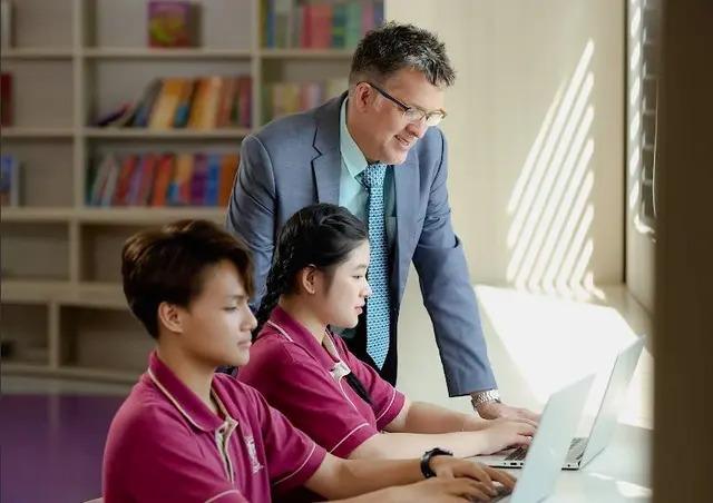 Teaching Faculty Leadership